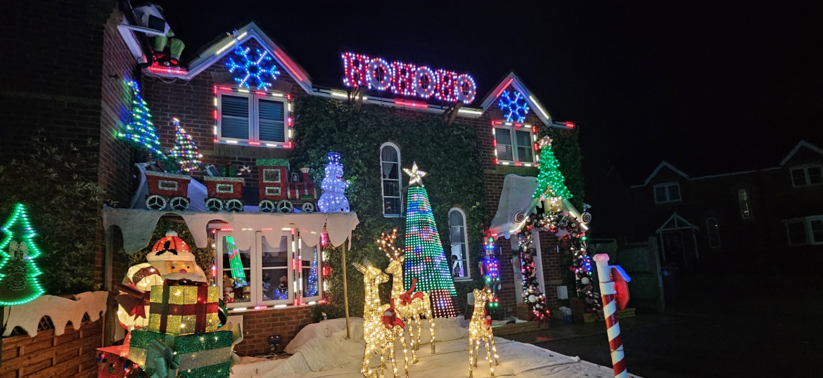 Keech Hospice: St Nicholas Christmas Light Show 2023.