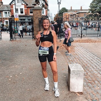 Children with Cancer UK: Anna's page
