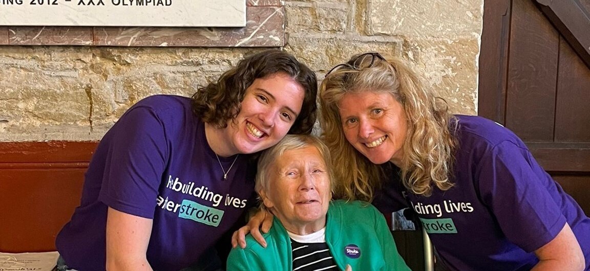 Stroke Association: Liz and Mum run London