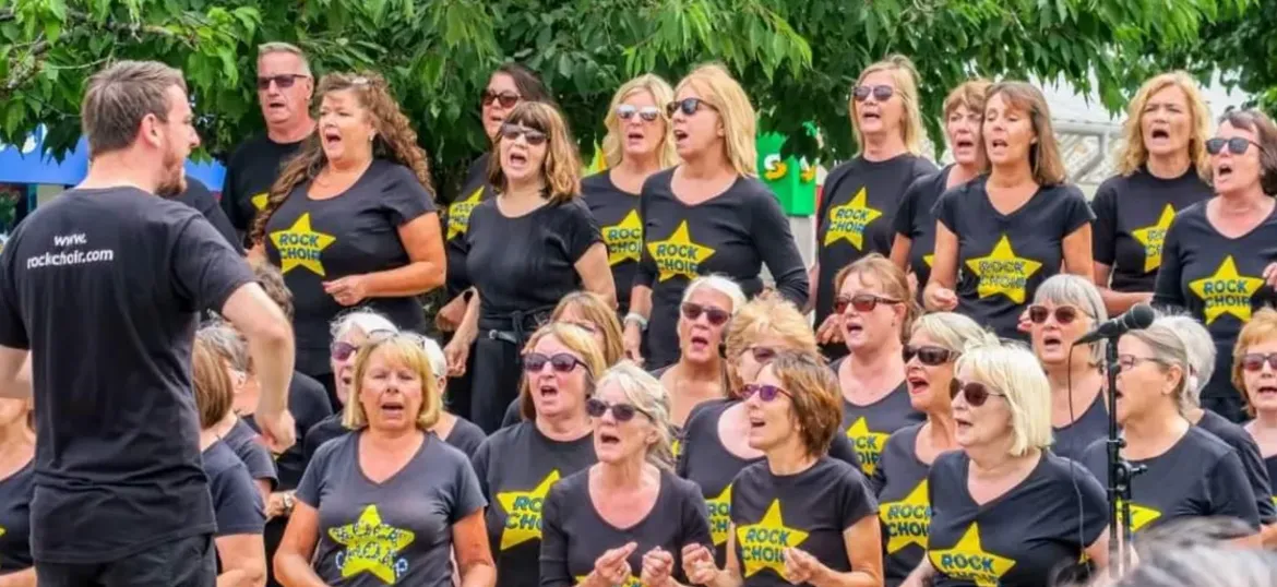 Great Western Air Ambulance Charity: Rock Choir Flash Mob Challenge