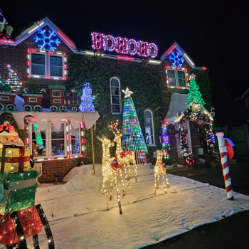 Keech Hospice: St Nicholas Christmas Light Show 2023.